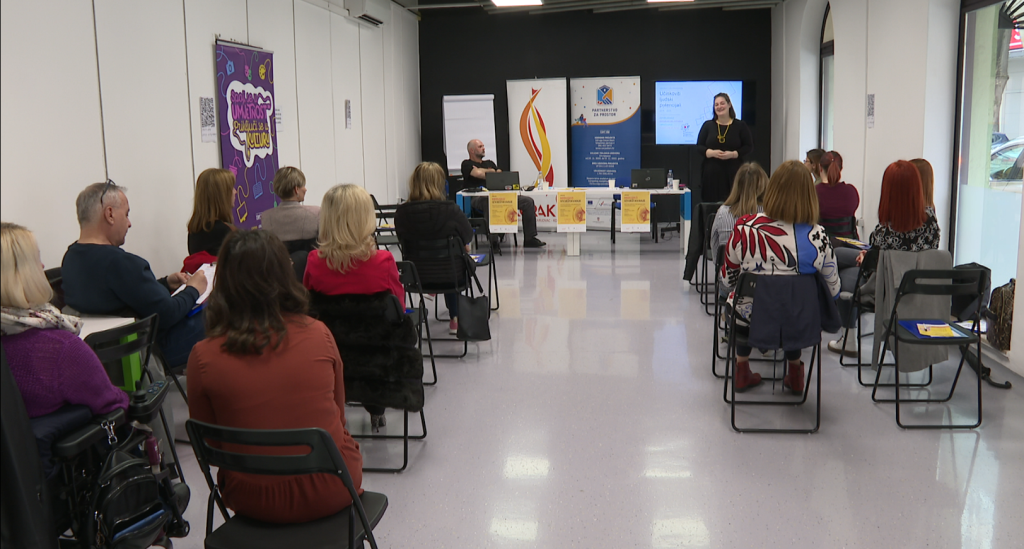 Saša Leković i Lorena Zec predavači na Korakovoj edukaciji o medijskom ...